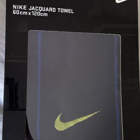 Nike | Bath | Nike Striped Jacquard Towel Large 6x20cm Midnight ...